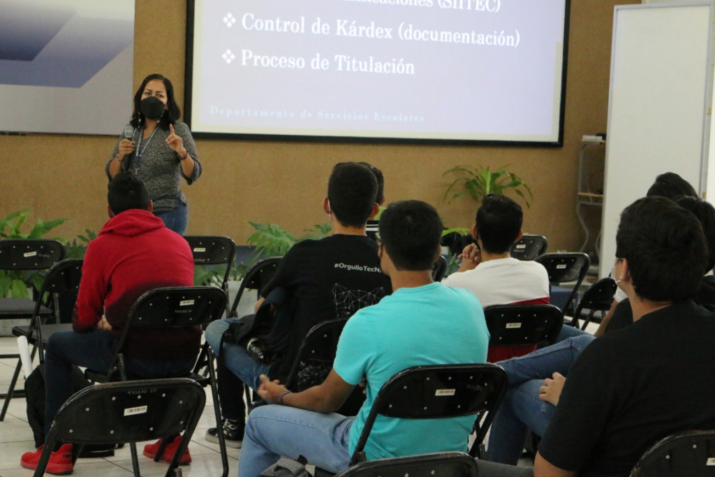Los cursos fueron impartidos por grupos de carreras, en diversos ...