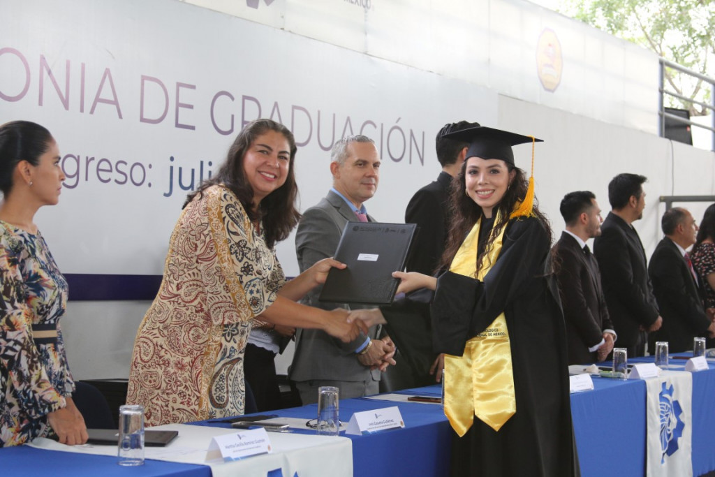 La ceremonia se desarrolló bajo los protocolos de seguridad ...